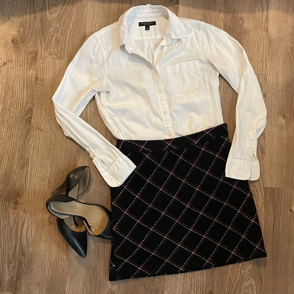 LOFT | Skirts | Loft Mini Skirt | Poshmark